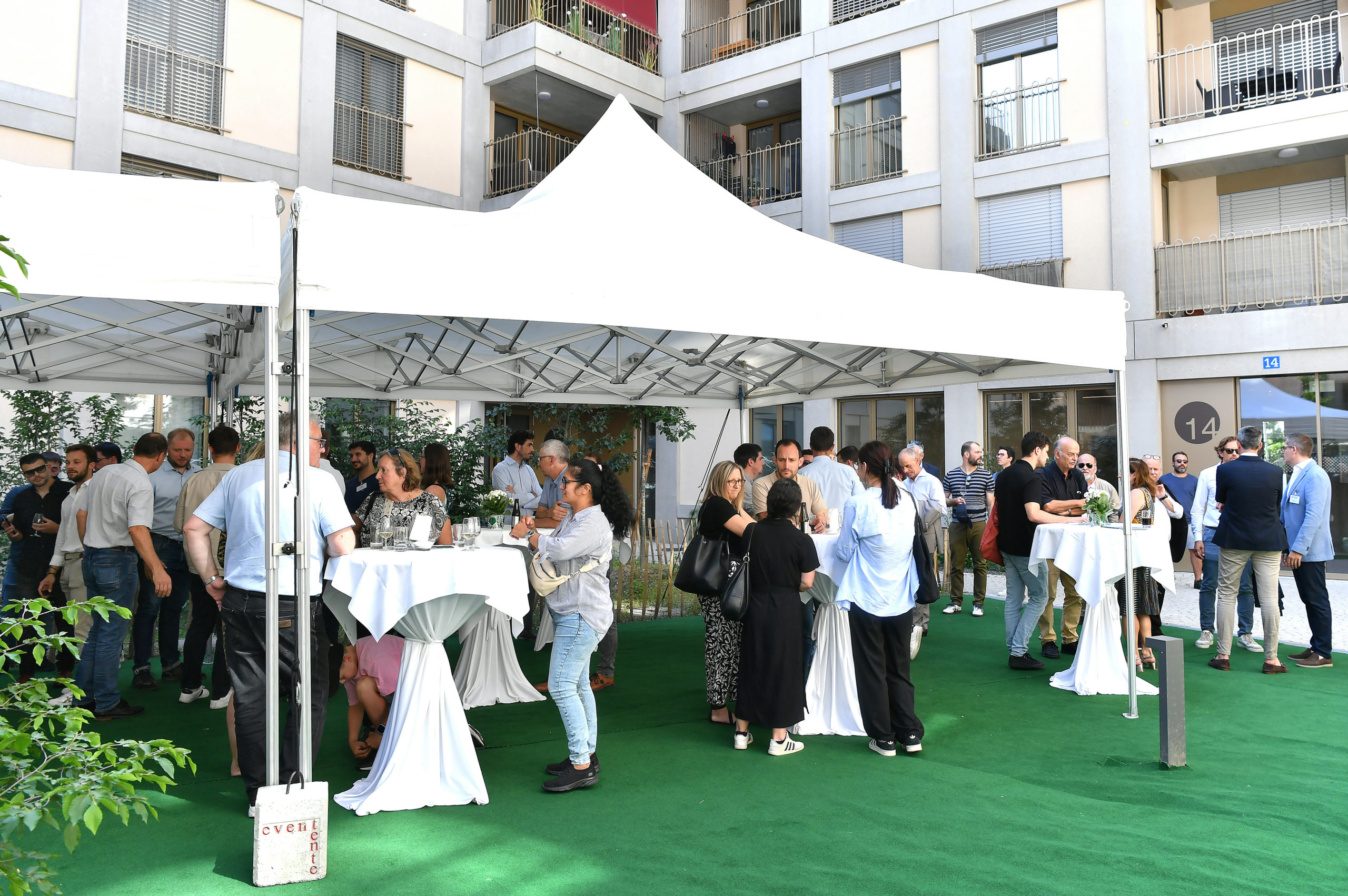 Inauguration de la Pièce Urbaine A dans l'écoquartier des Plaines-du ...